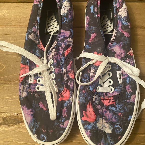 Vans | Shoes | Vans Authentic Floral Design Skate Shoes Sz 9 Women 75 ...